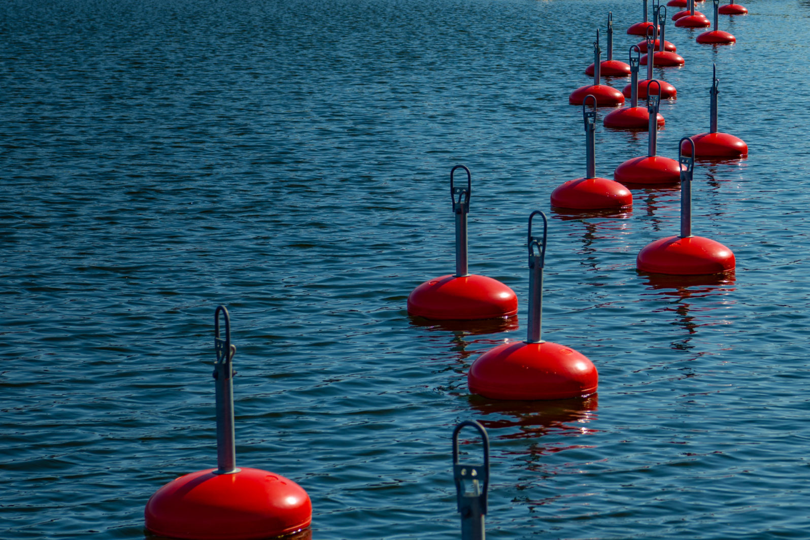 Boj - Bojar - Förtöjningsboj - Hamnab Sjöentreprenader