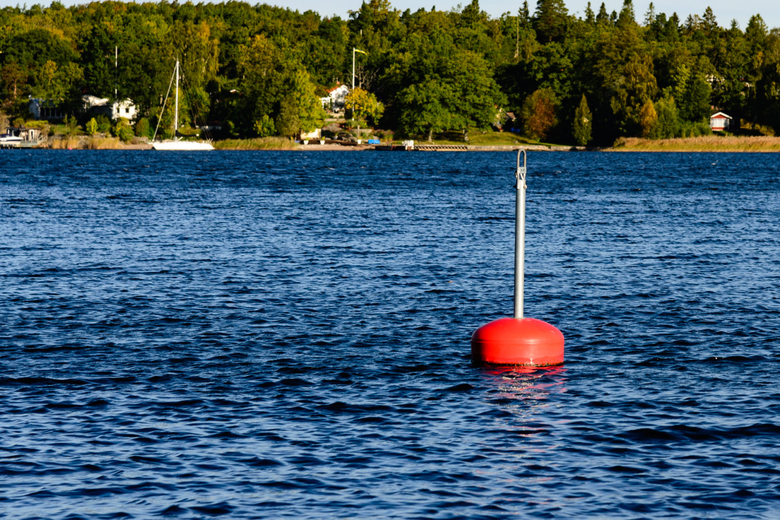 Boj - Bojar - Förtöjningsboj - Hamnab Sjöentreprenader